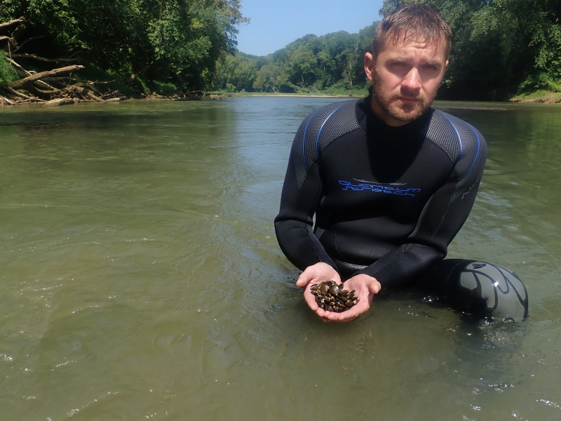 Kentucky Department of Fish and Wildlife 800-858-1549